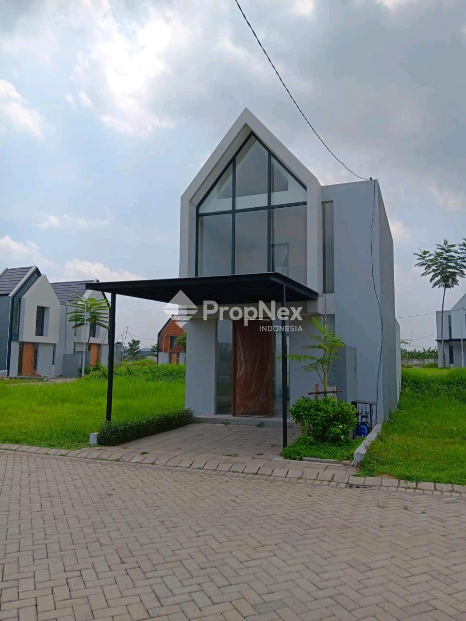 Disewa Rumah - Rumah Baru 2 Lantai Royal Residence 2 | PropNex Plus