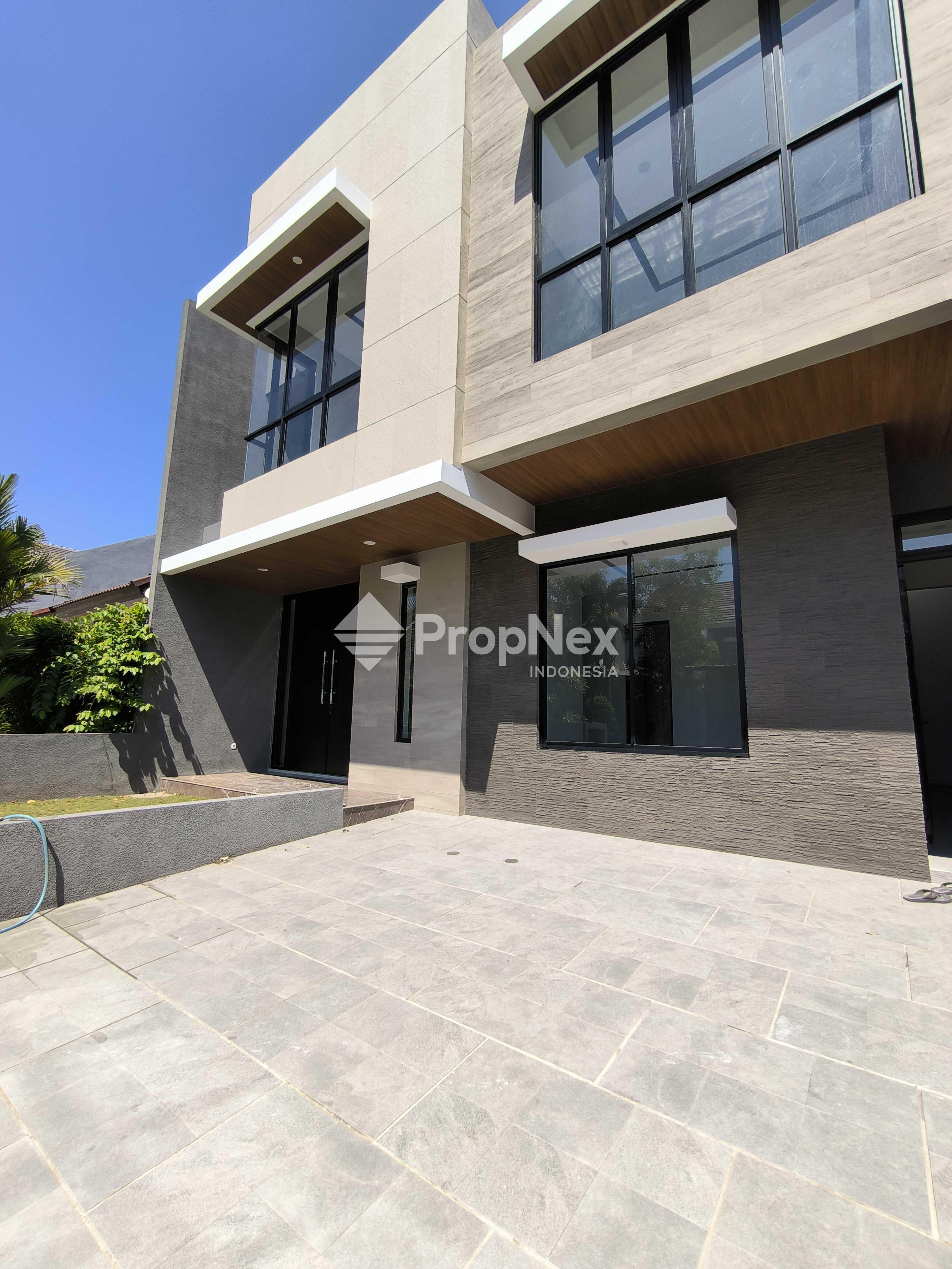 Dijual Rumah - Woodland Citraland, Surabaya | PropNex Plus