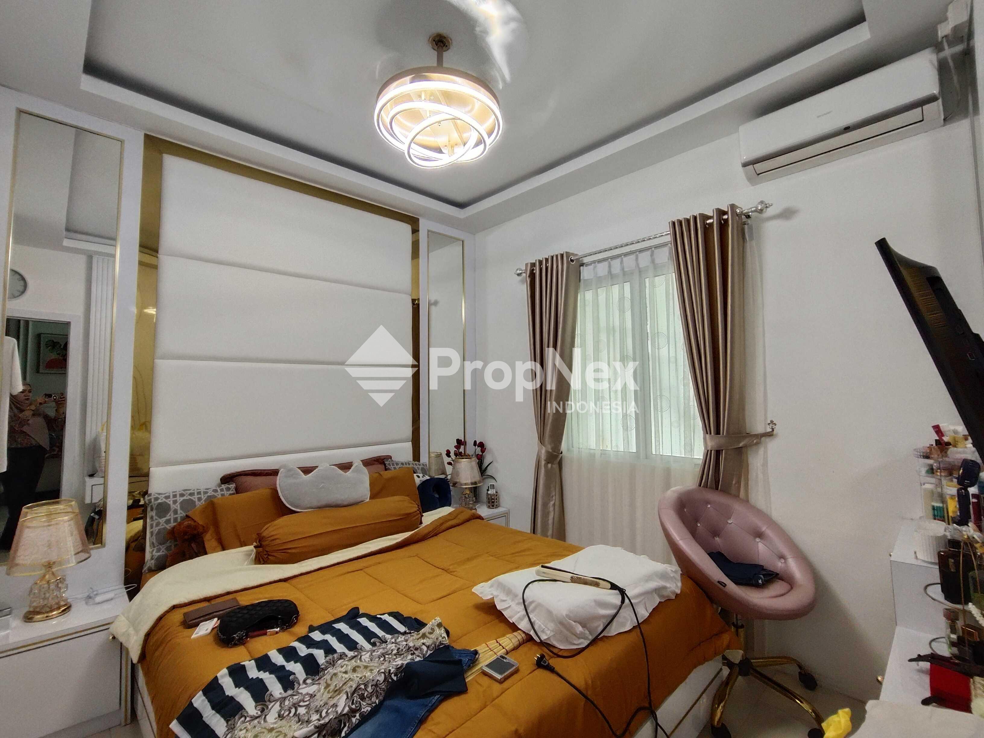 Dijual Rumah - RUMAH VILLA BUKIT INDAH Partial furnish, Batam | PropNex Plus