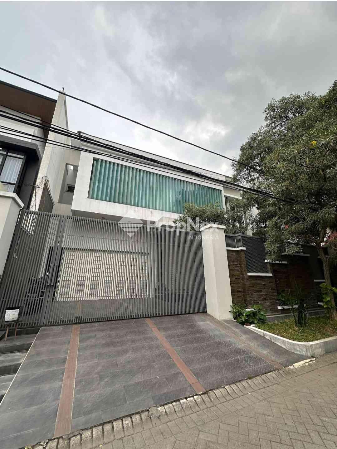 Dijual Rumah - Galaxy Bumi Permai, Surabaya | PropNex Plus