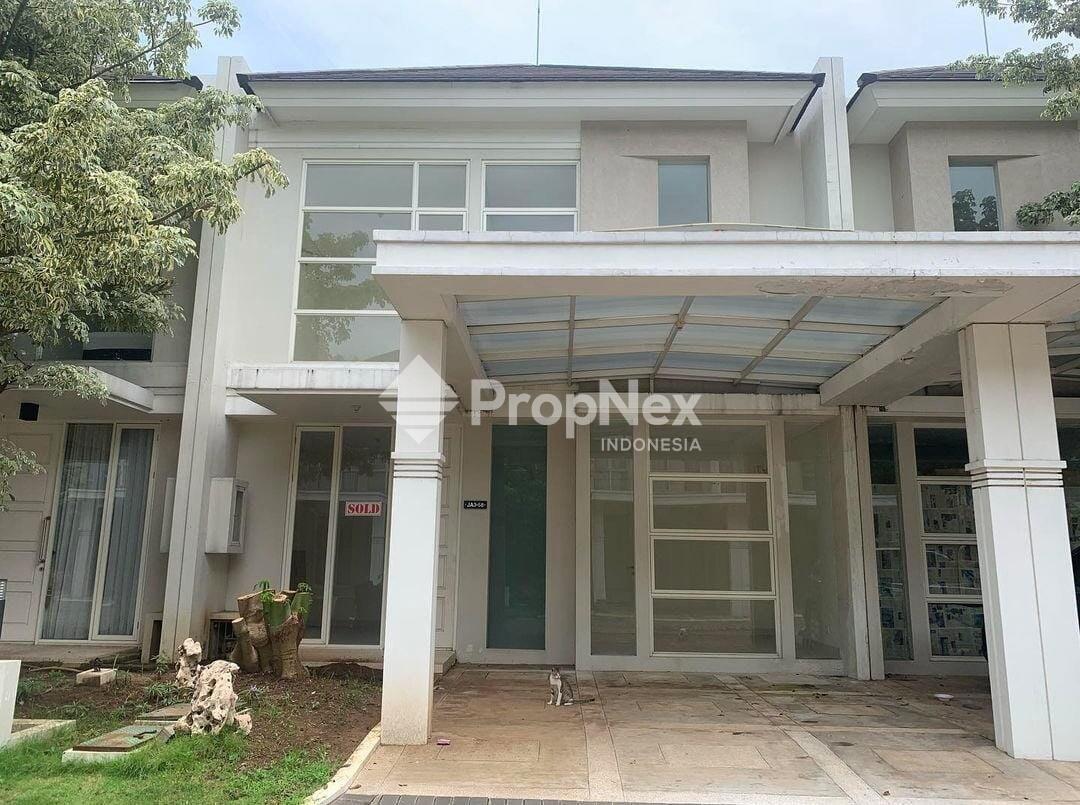 Dijual Rumah - RUMAH GRAND PAKUWON VICTORIA, CARPORT 2 | PropNex Plus