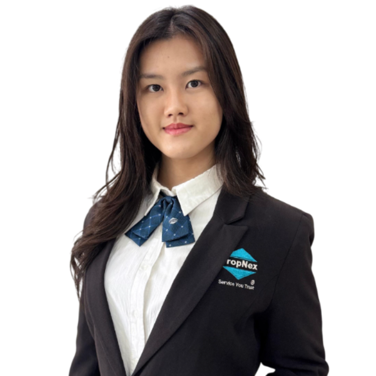 Bella dari PropNex Boulevard | PropNex Plus